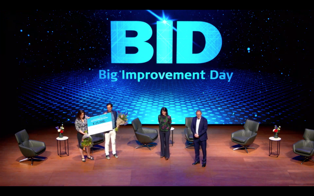 Golden Egg Check lanceert She Launches om vrouwen te helpen om een ...